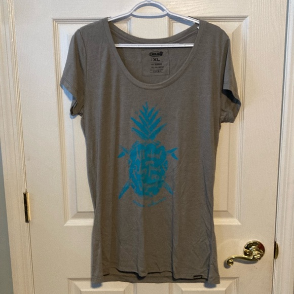 Cariloha | Tops | Cariloha Womens Xl Top Brown With Blue No Damages ...